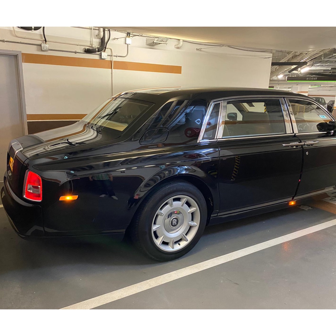 勞斯萊斯 Rolls-Royce phantom LWB - Price.com.hk 汽車買賣平台