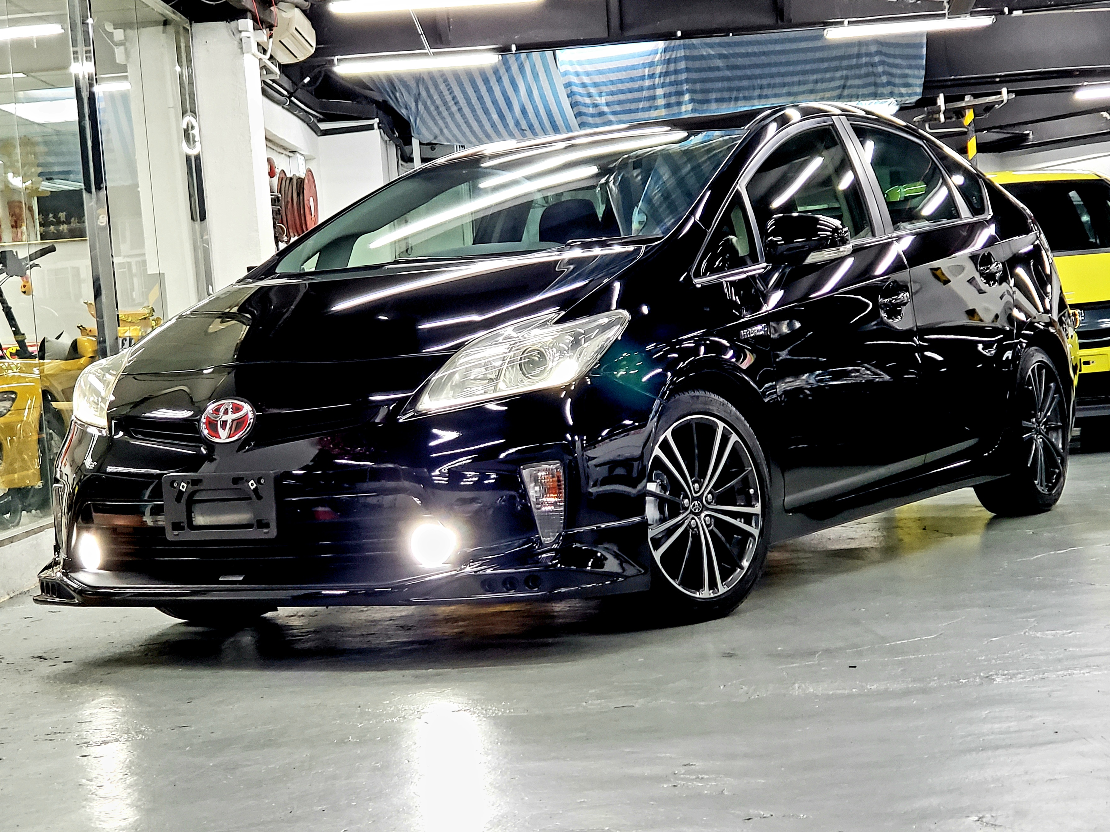 豐田 Toyota Prius S Facelift Zvw30 TRD - Price.com.hk 汽車買賣平台