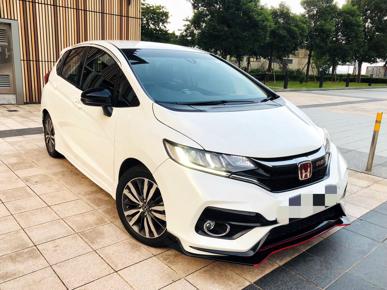 本田 Honda JAZZ RS GK5 FACELIFT - Price.com.hk 汽車買賣平台