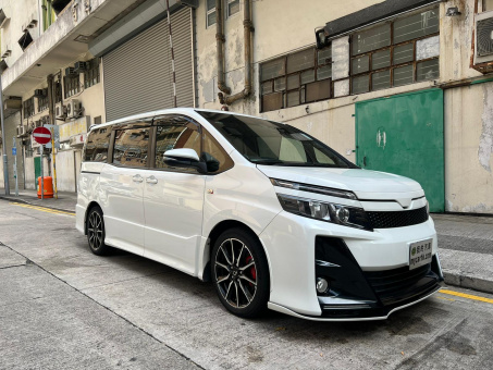 豐田 Toyota VOXY GS - Price.com.hk 汽車買賣平台