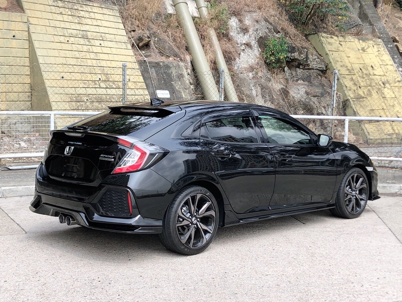 本田 Honda Civic FK7 1.5 Turbo 6MT - Price.com.hk 汽車買賣平台