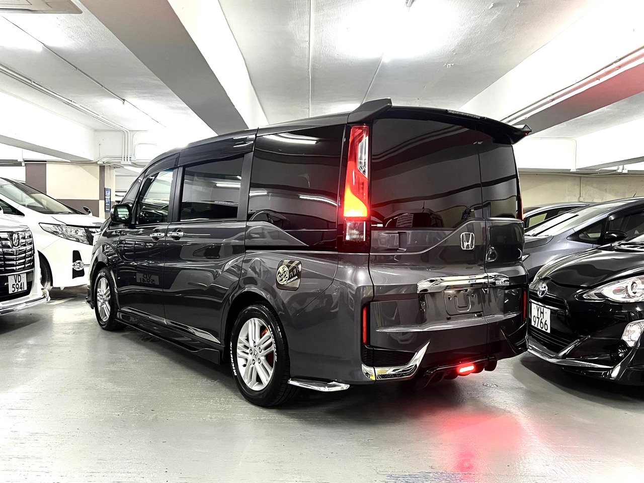 本田 Honda STEPWGN HYBRID RP5 MUGEN - Price.com.hk 汽車買賣平台