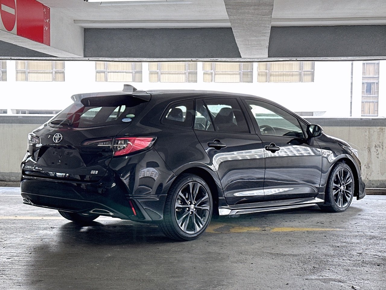 豐田 Toyota Corolla TOURING HYBRID WXB - Price.com.hk 汽車買賣平台