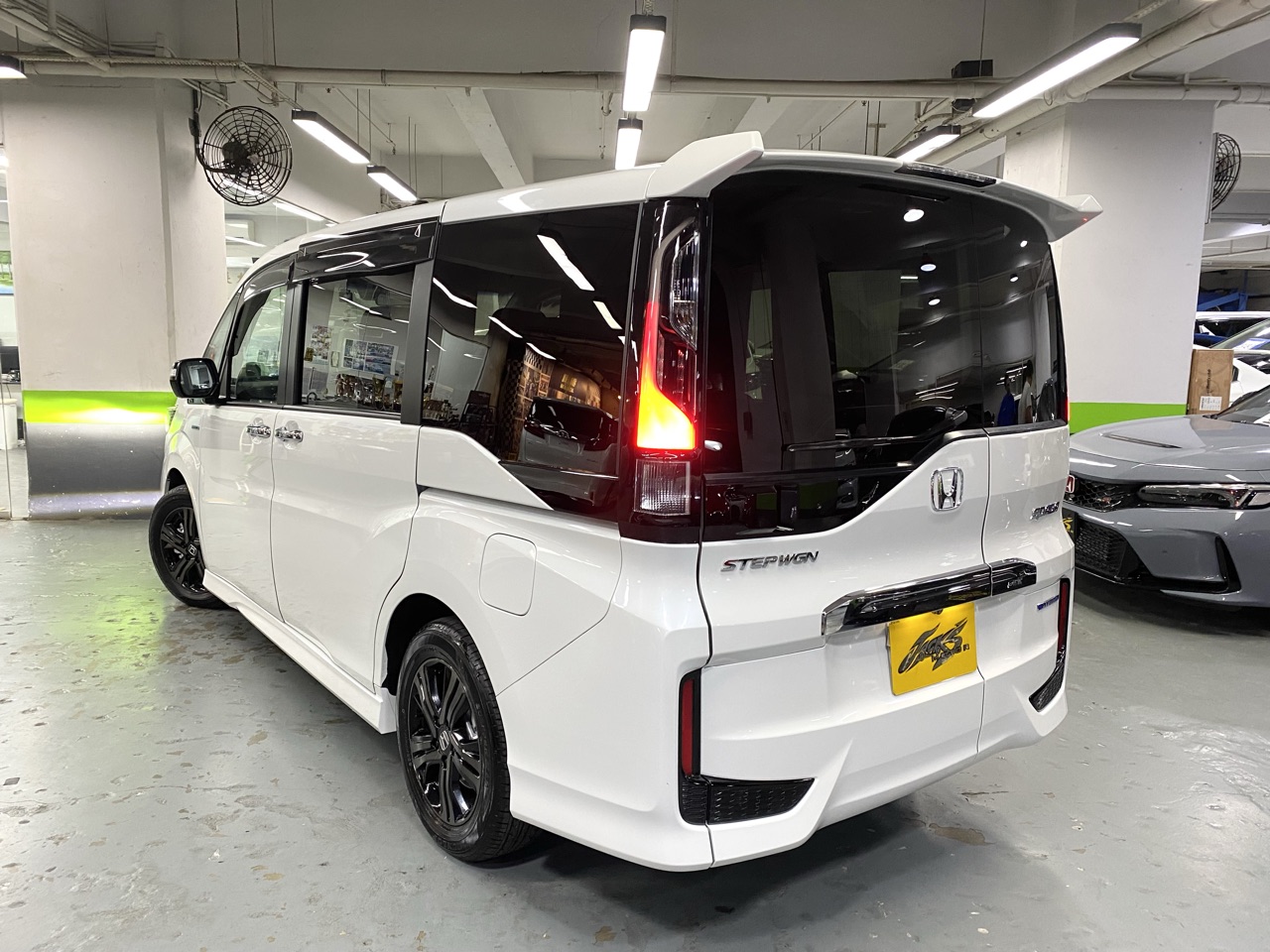 本田 Honda STEPWGN HYBRID SPADA EX RP5 BLACK STYLE - Price.com.hk 汽車買賣平台