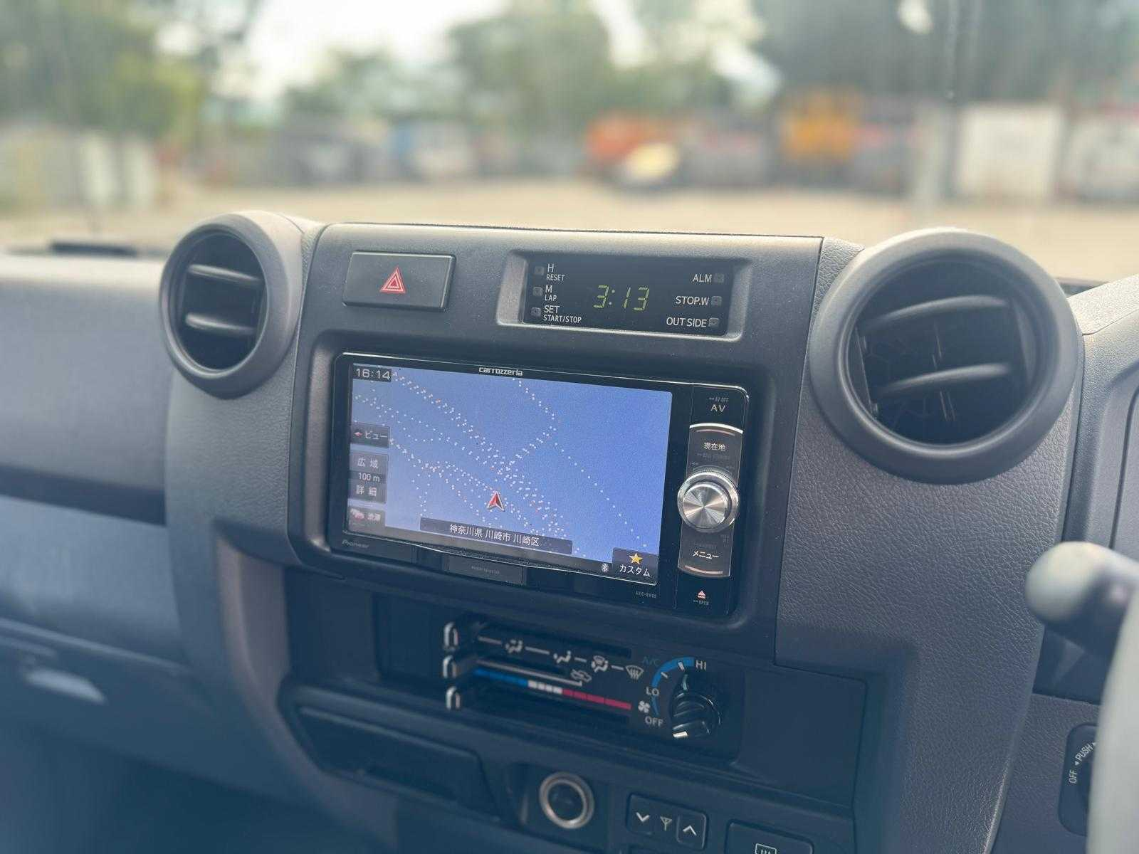 豐田 Toyota LAND CRUISER LC76 - Price.com.hk 汽車買賣平台