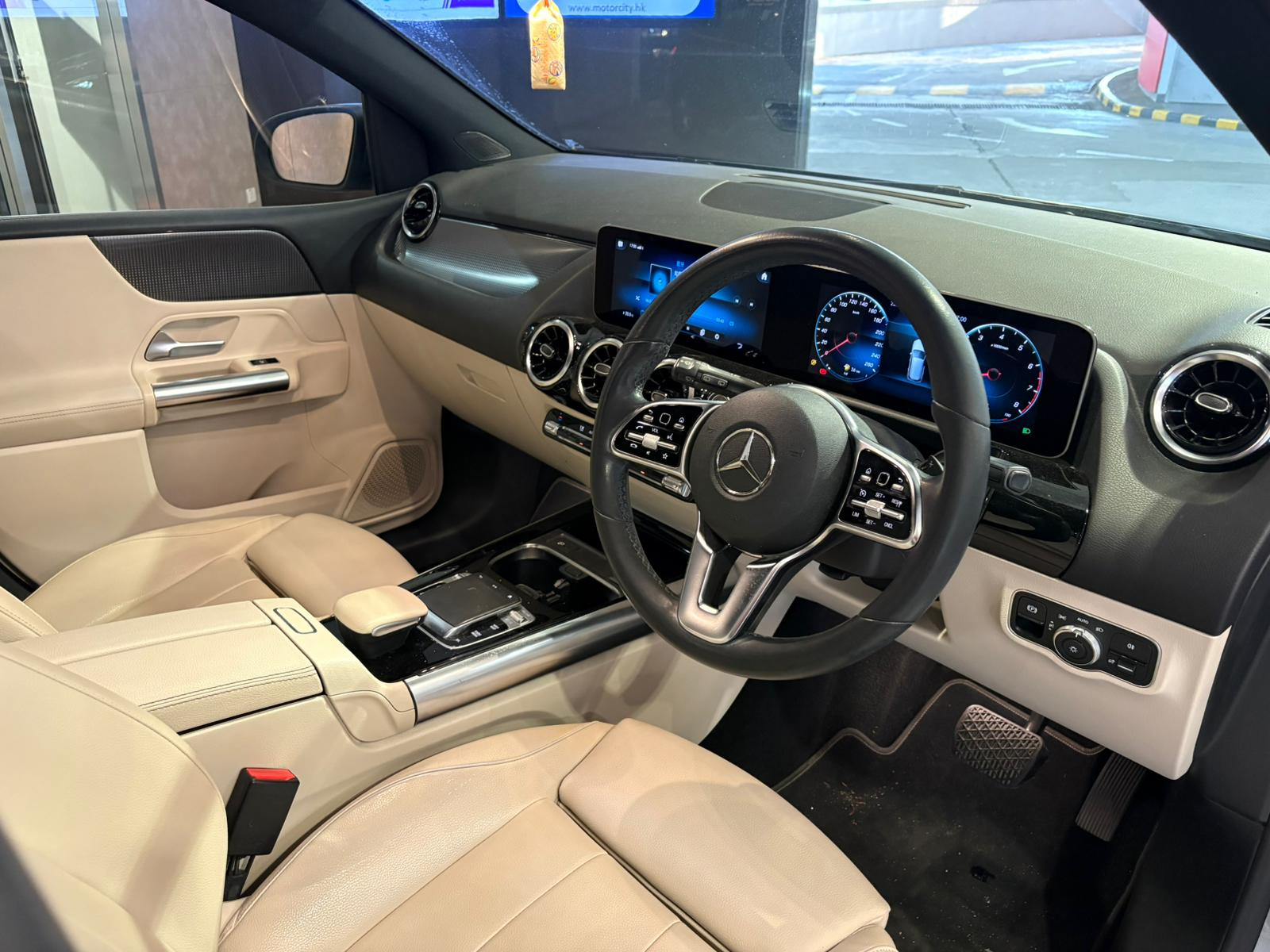 平治 Mercedes-Benz B220 - Price.com.hk 汽車買賣平台